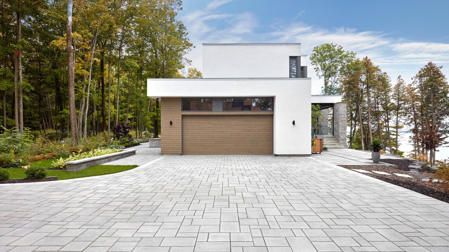 5 beautiful paver driveway ideas | Techo-Bloc