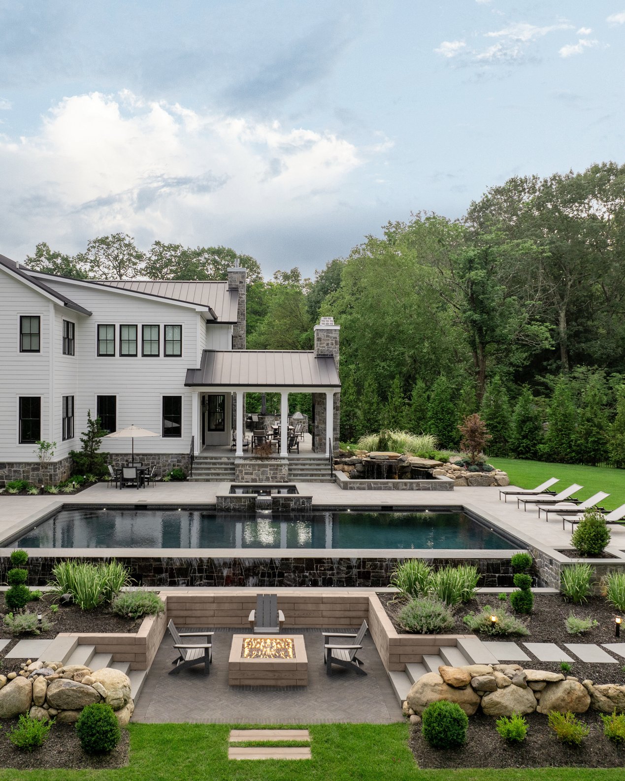 12 Backyard Trends 2025: Top Landscape & Outdoor Design