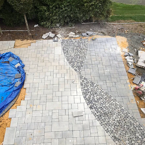 15 One-Of-A-Kind Paver Designs