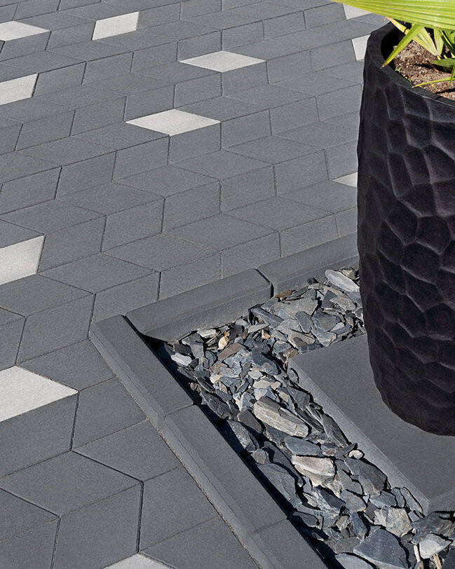 20 Landscape Edging Ideas to Transform Your Garden | Techo-Bloc